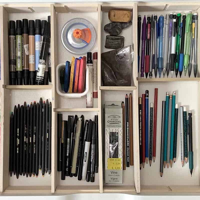 Painted Plastic Drawers- DIY Organization | The Craft Room Series