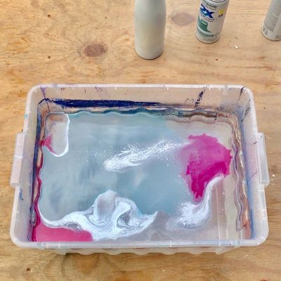 DIY Hydro Dip Bottles With Spray Paint (Cheap & Easy) - Artsy Pretty Plants