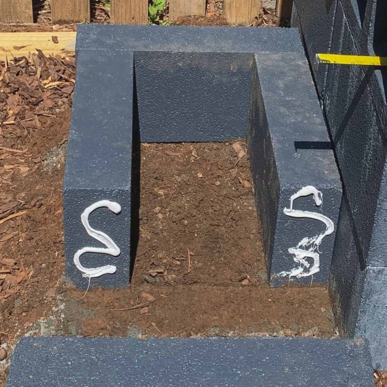 How To Make A DIY Concrete Block Planter Box - Artsy Pretty Plants