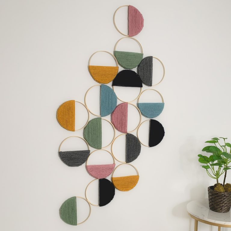 Modern DIY Yarn Ring Wall Art Hanging - Artsy Pretty Plants