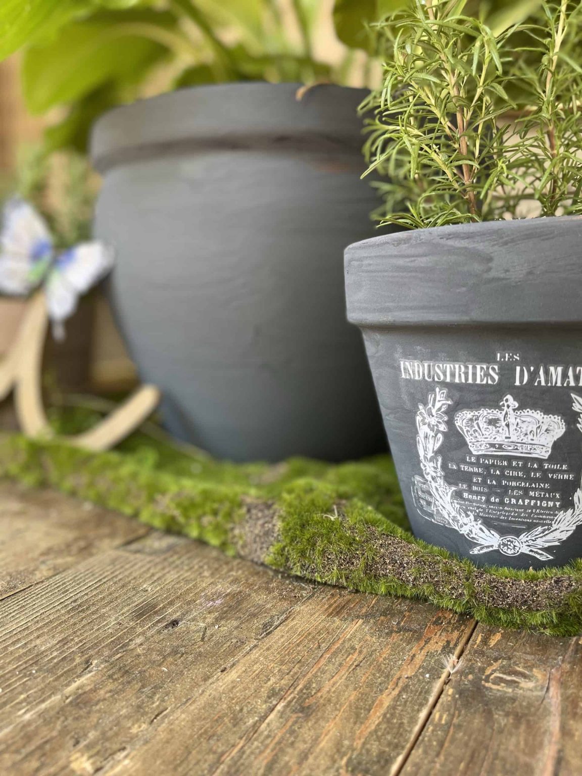 50 Easy Ideas For Painting Clay Pots - Artsy Pretty Plants