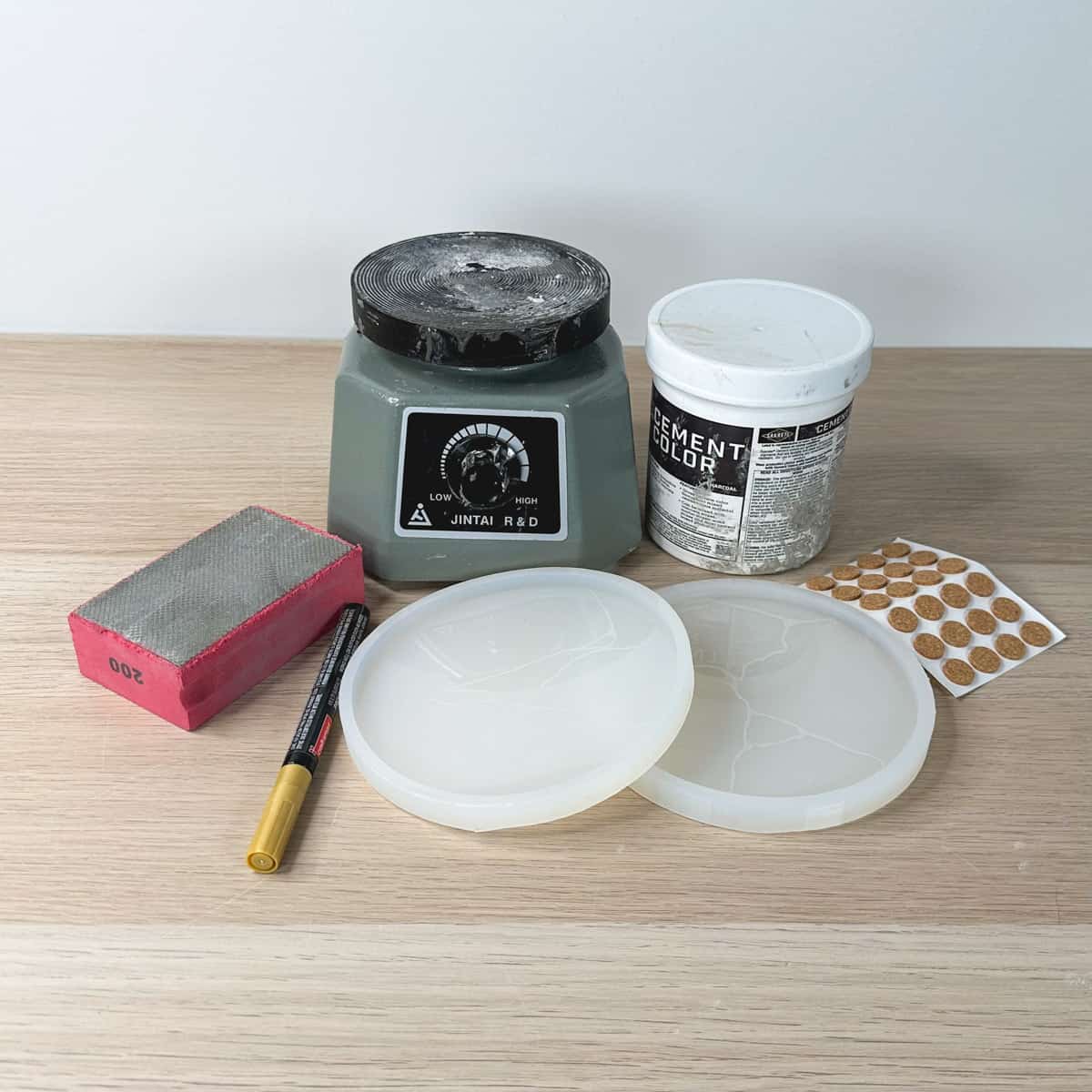 Easy DIY Concrete Kintsugi Coasters –Stylish Decor - Artsy Pretty Plants