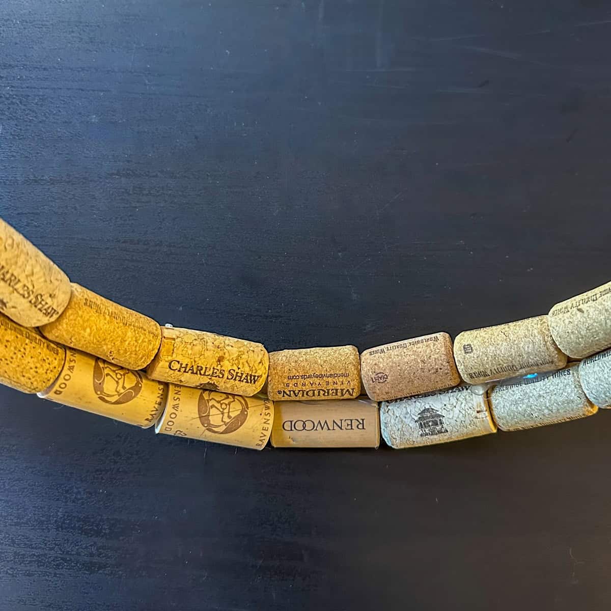 Fun and Easy Wine Cork Christmas Wreath - Artsy Pretty Plants