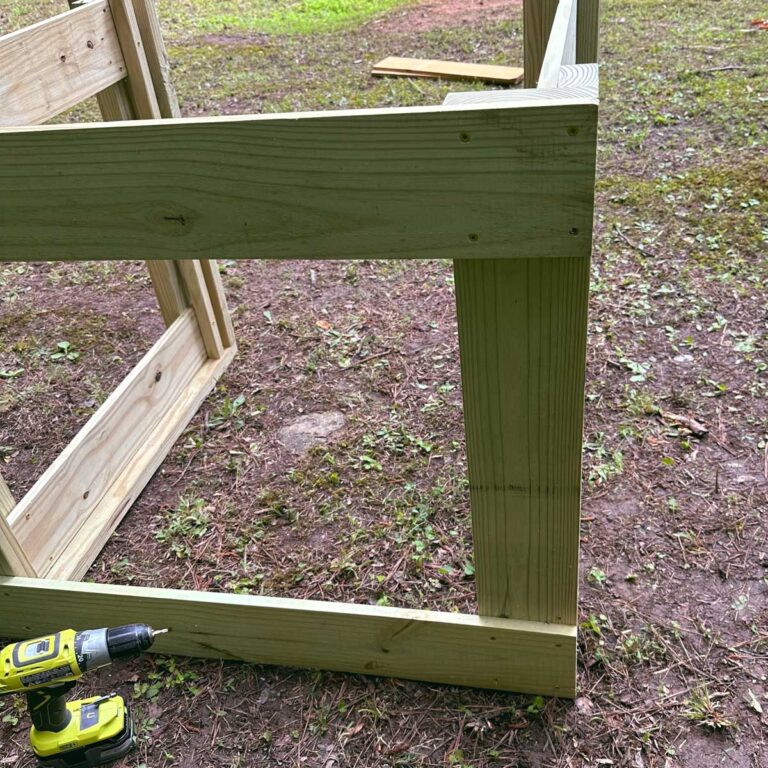 DIY Wire & Wood Compost Bins (3 Units for Fast Composting!) - Artsy ...
